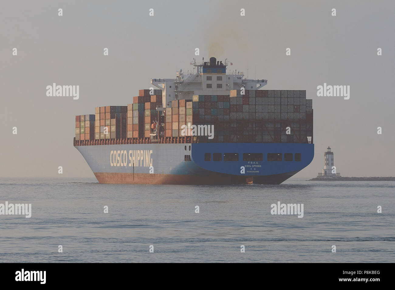 Containerschiff hinten -Fotos und -Bildmaterial in hoher Auflösung – Alamy