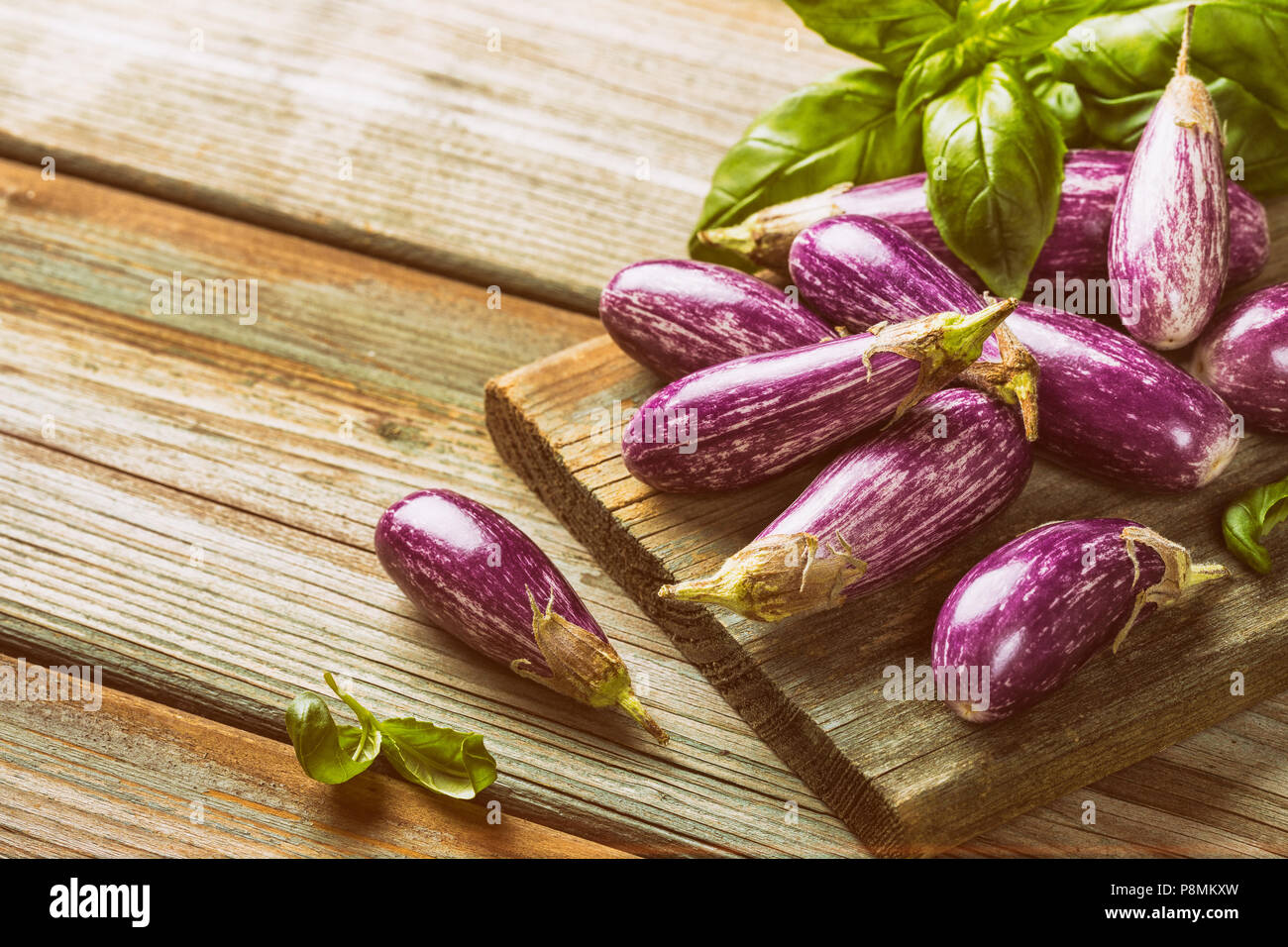 Lila Essen Stockfotos und -bilder Kaufen - Alamy