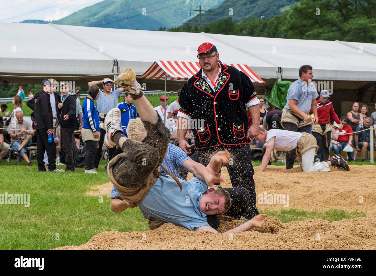 Schweizer Ringen Stockfotos und -bilder Kaufen - Alamy