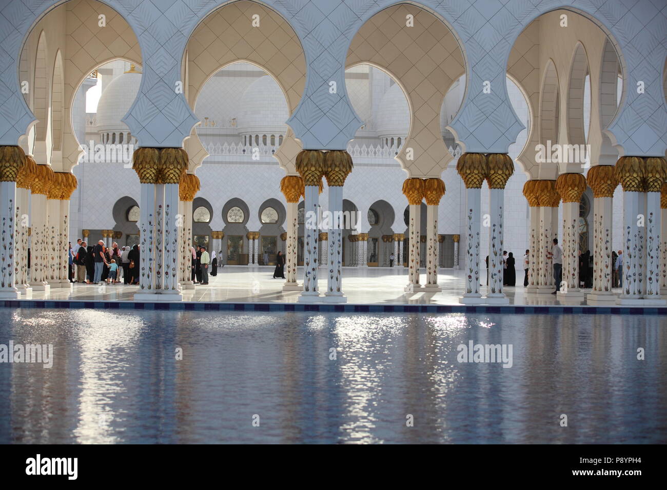 Islamic architecture -Fotos und -Bildmaterial in hoher Auflösung – Alamy