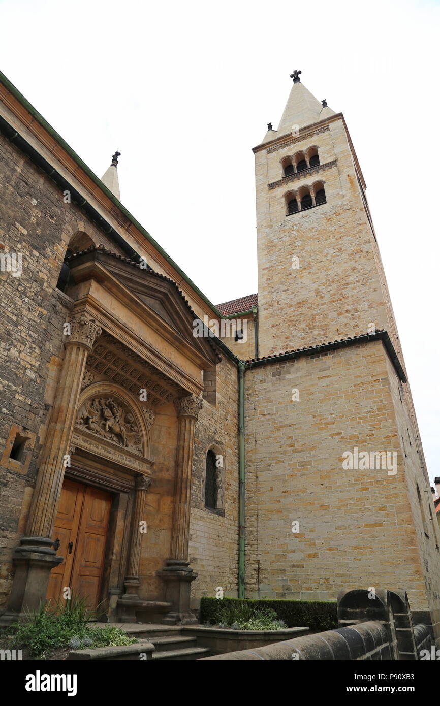 Sankt georgs basilika -Fotos und -Bildmaterial in hoher Auflösung – Alamy