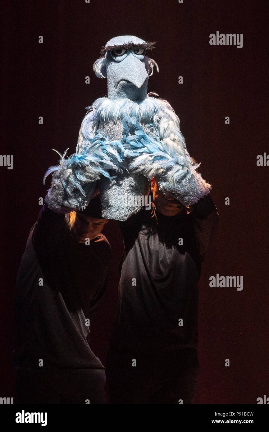 Beaker muppets -Fotos und -Bildmaterial in hoher Auflösung – Alamy