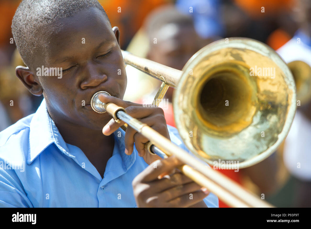 Bombo uganda -Fotos und -Bildmaterial in hoher Auflösung – Alamy