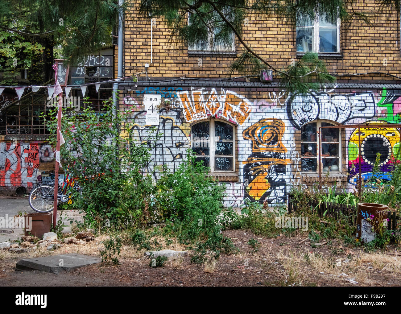 Berlin-Friedrichshain, RAW-Gelände. VWG Haus 4. Studios & Verwaltung im ...