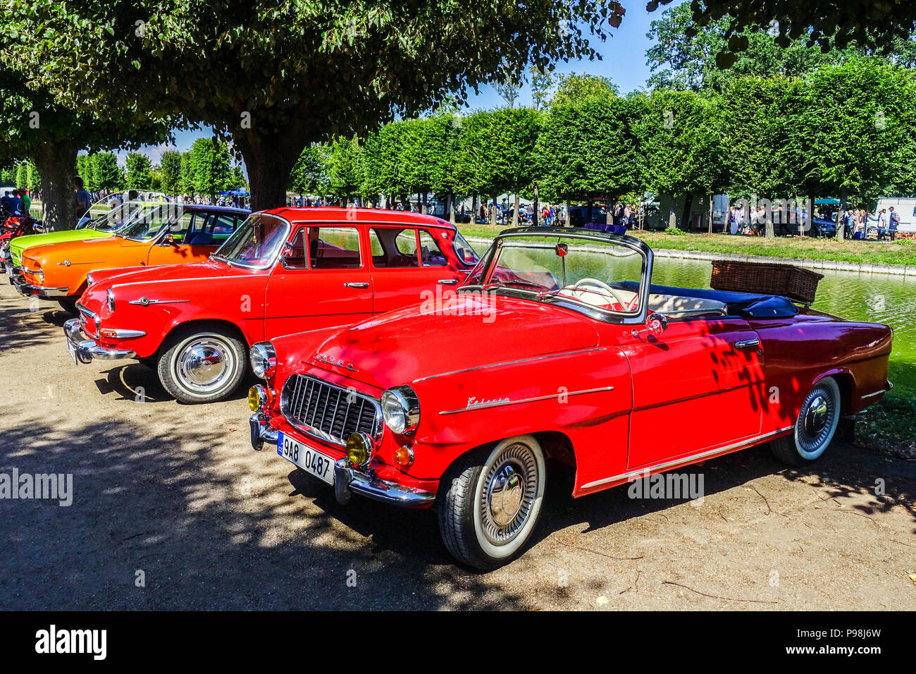 Skoda felicia cabrio -Fotos und -Bildmaterial in hoher Auflösung – Alamy