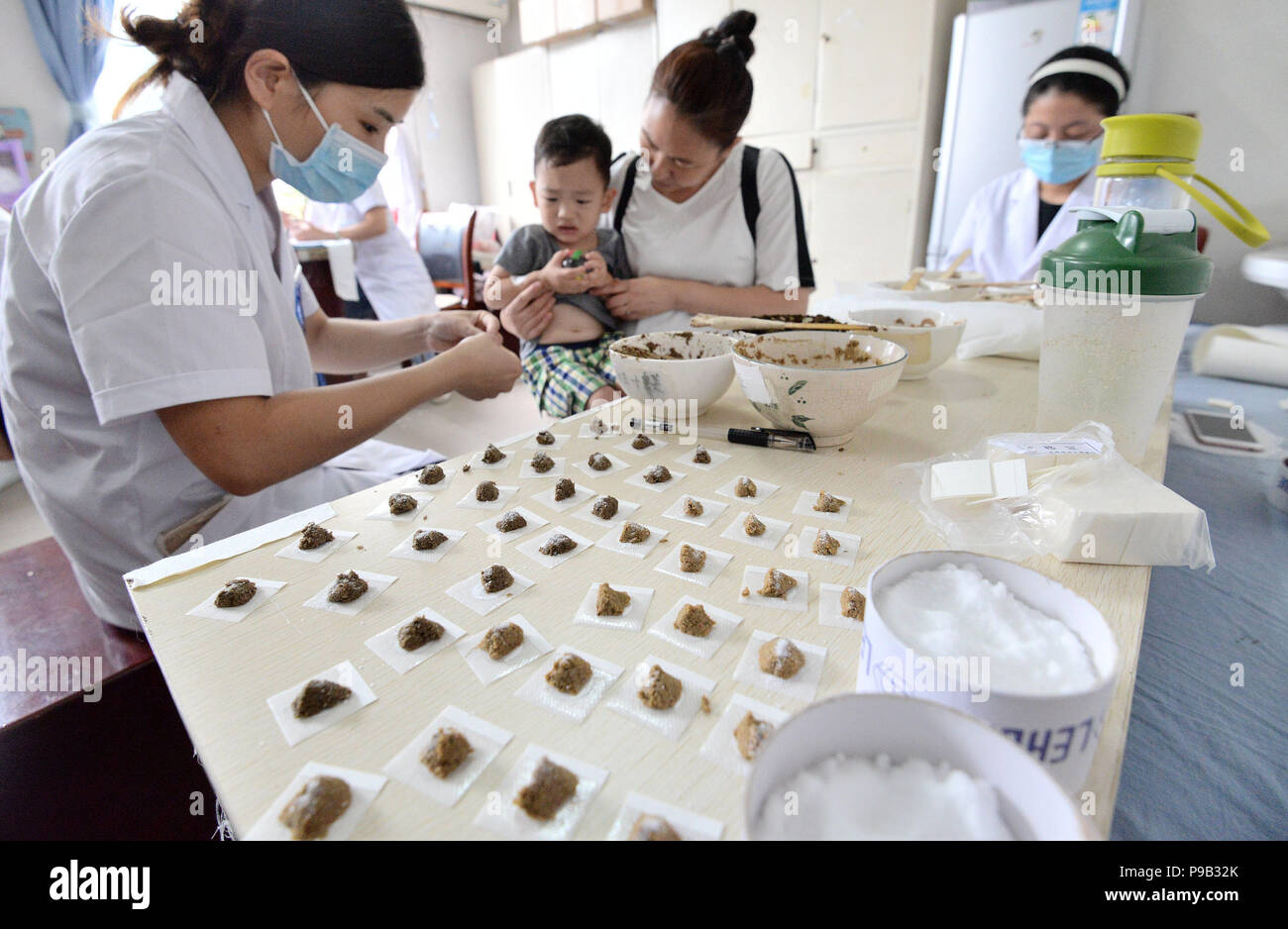 Tcm hund -Fotos und -Bildmaterial in hoher Auflösung – Alamy