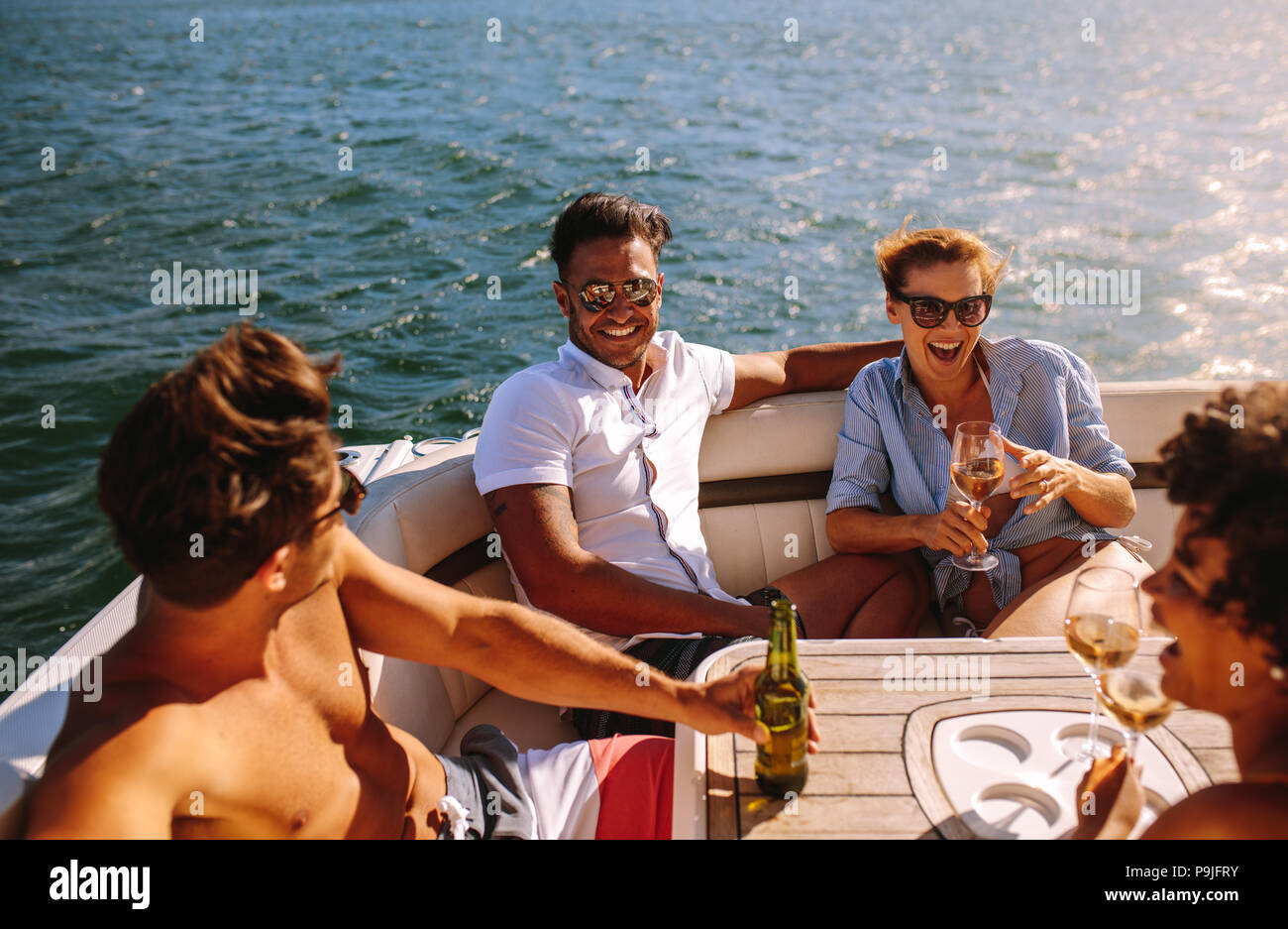 Die bootsleute -Fotos und -Bildmaterial in hoher Auflösung – Alamy