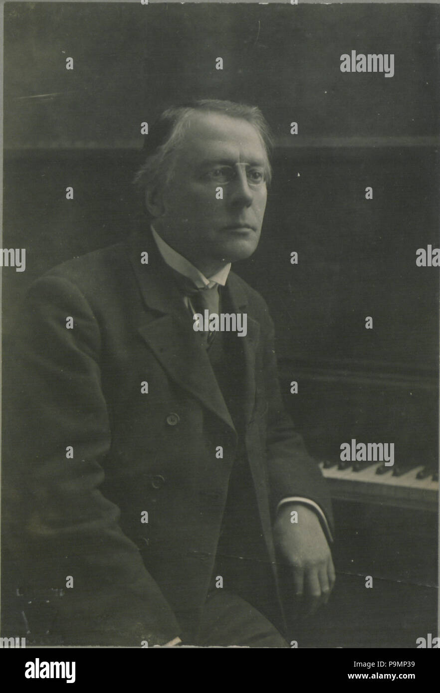 Historisches musikfoto -Fotos und -Bildmaterial in hoher Auflösung – Alamy