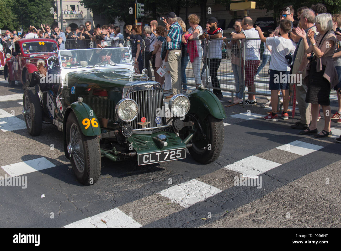 Altes Rennauto Stockfotos und -bilder Kaufen - Alamy