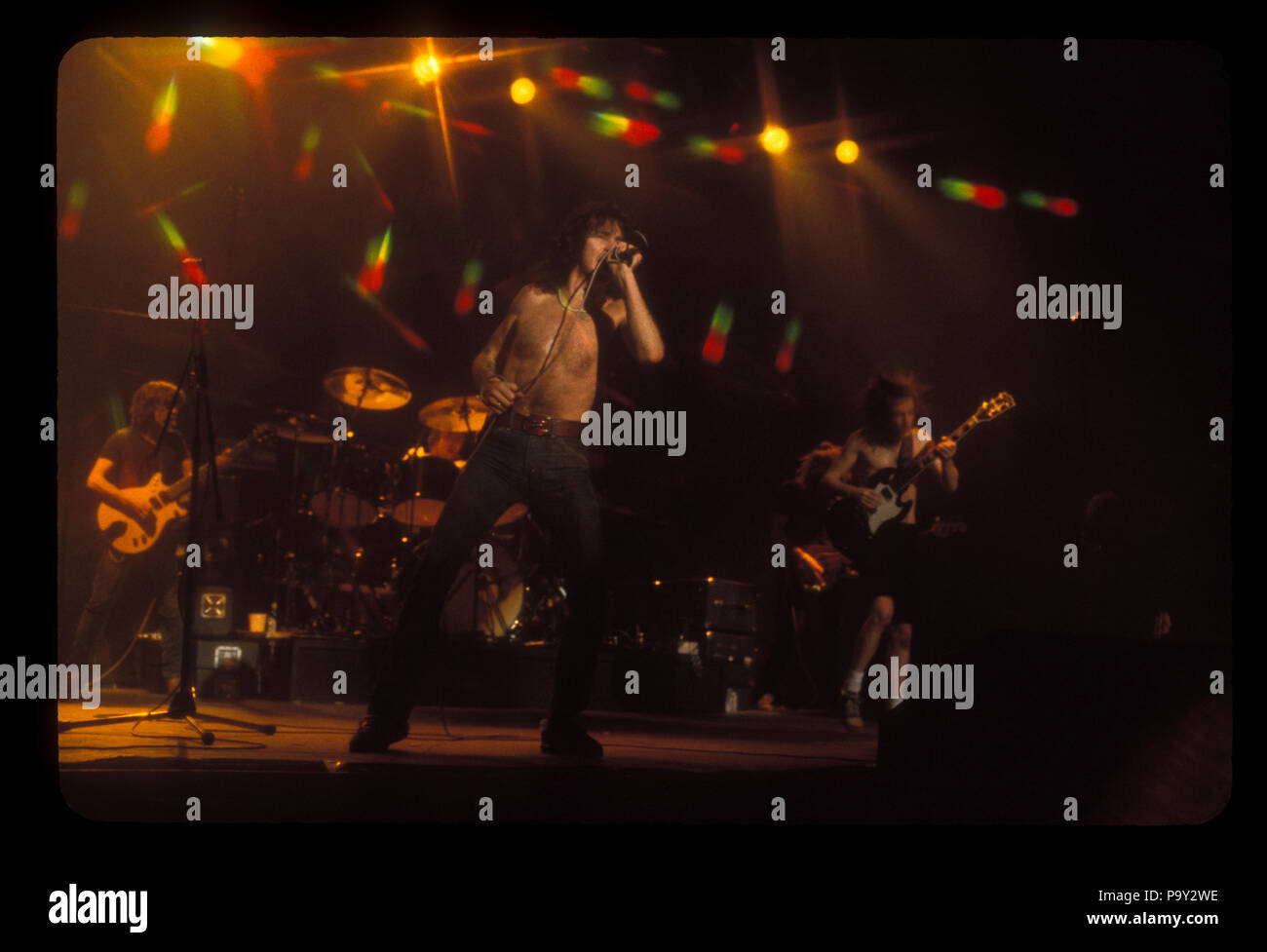 Bon scott highway hölle -Fotos und -Bildmaterial in hoher Auflösung – Alamy