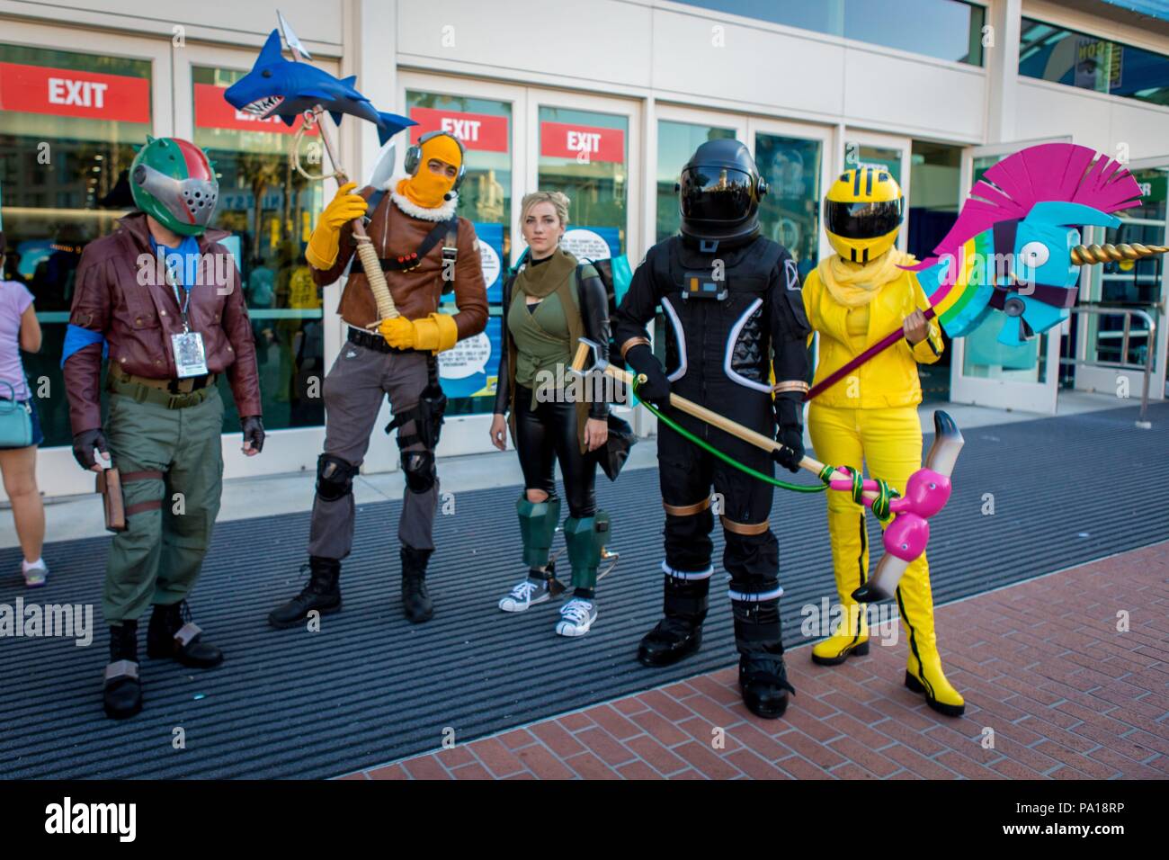 Ein paar Cosplayer auf der Spiel Fortnite (epic) auf der Comic-Con ...