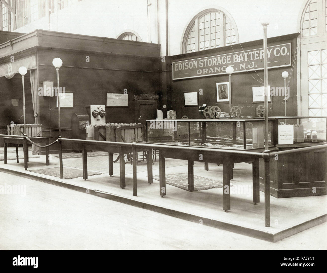 Edison Battery Stockfotos und -bilder Kaufen - Alamy