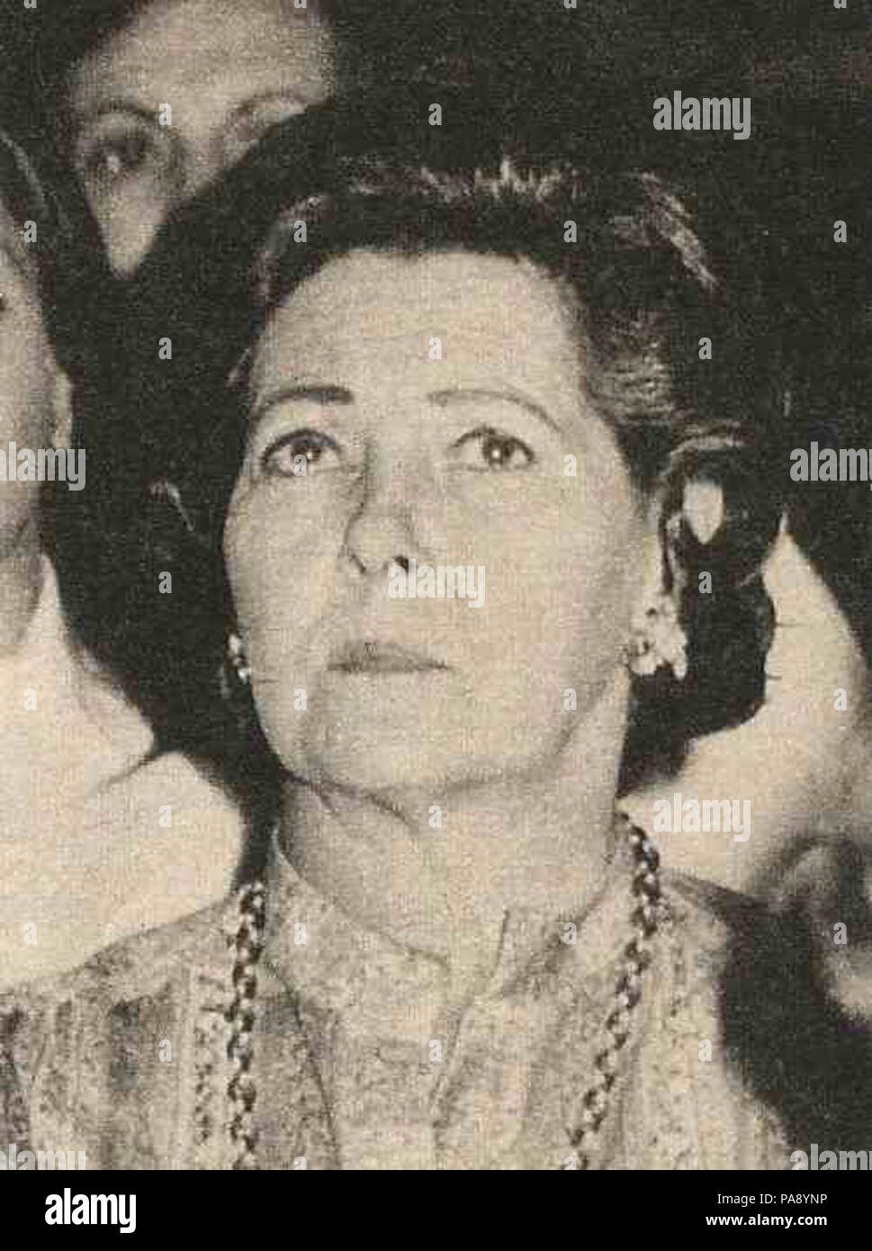 Ileana maria glocke bidart -Fotos und -Bildmaterial in hoher Auflösung ...