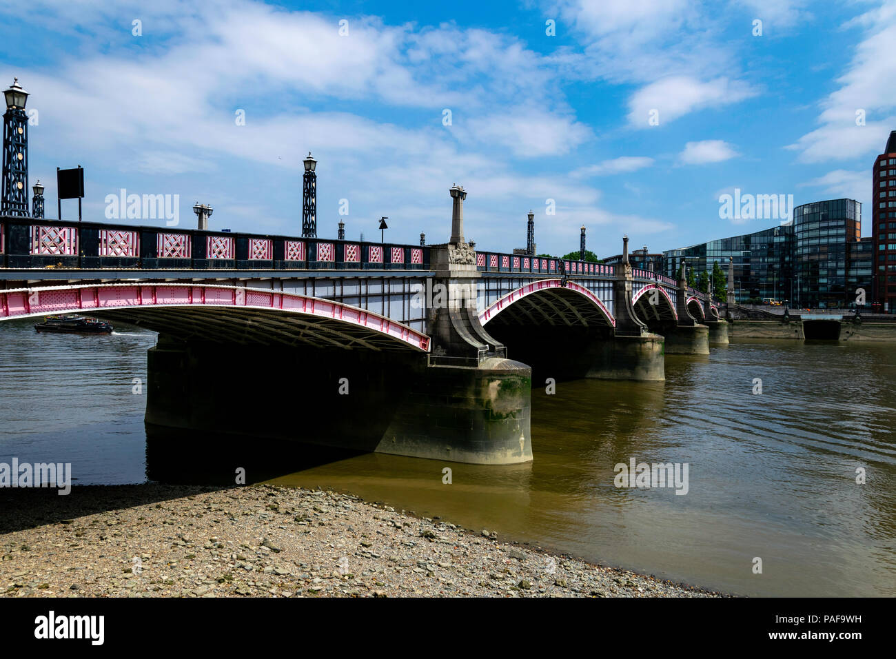 Themse bei lambeth -Fotos und -Bildmaterial in hoher Auflösung – Alamy