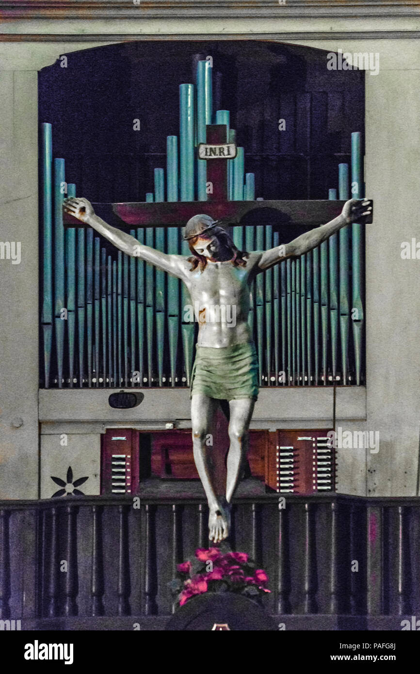 Crucifixion jesus christ old wooden -Fotos und -Bildmaterial in hoher Auflösung – Alamy