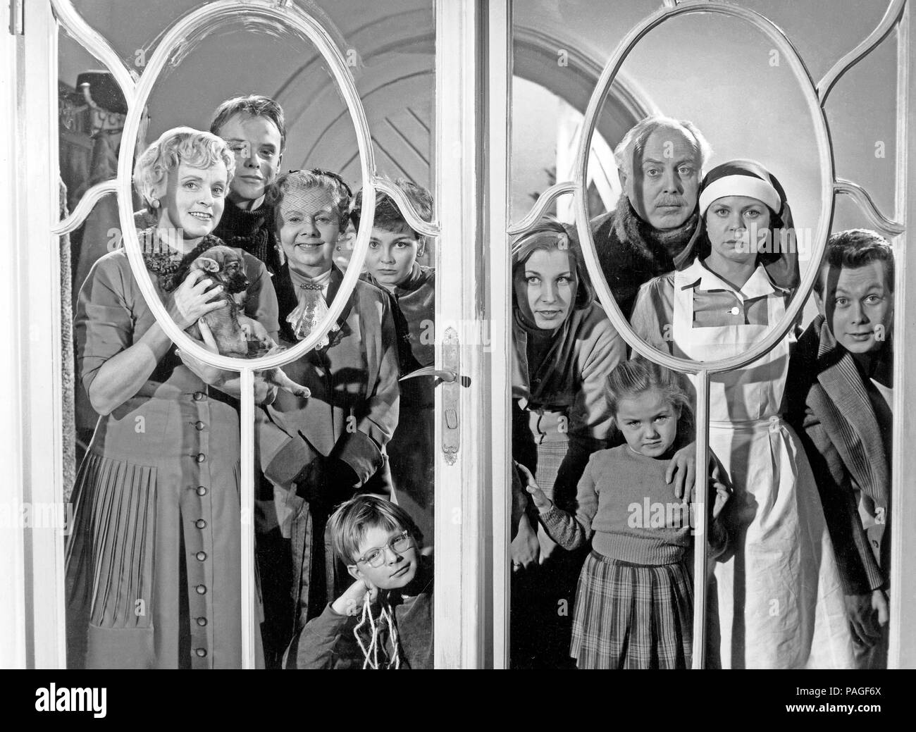 Die liebe Familie, Österreich 1957, Regie: Helmut Weiss, Darsteller: (v ...