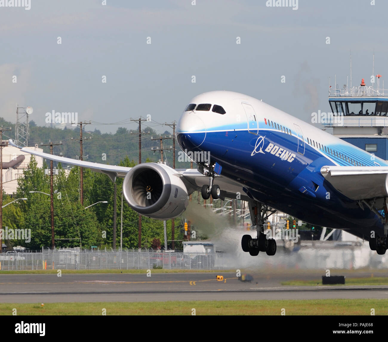 Trent 1000 motor -Fotos und -Bildmaterial in hoher Auflösung – Alamy