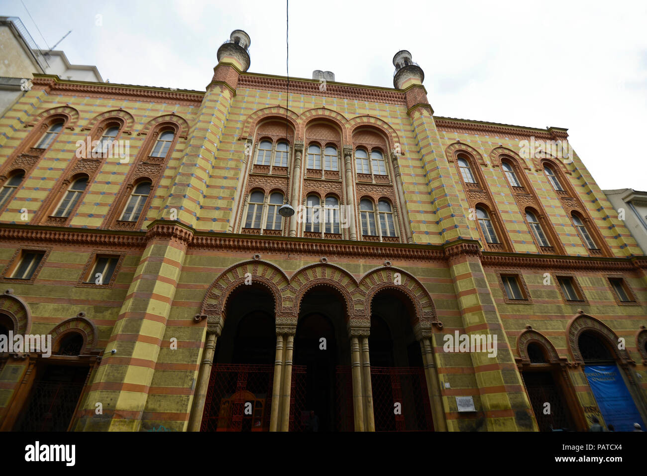 Budapest Synagogue Jewish Architecture Stockfotos & Budapest Synagogue ...