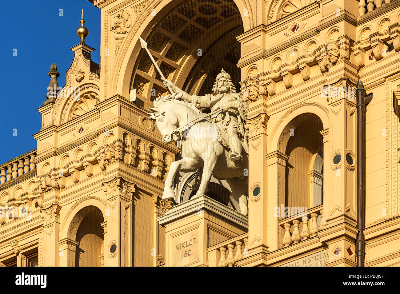 Niklot i -Fotos und -Bildmaterial in hoher Auflösung – Alamy