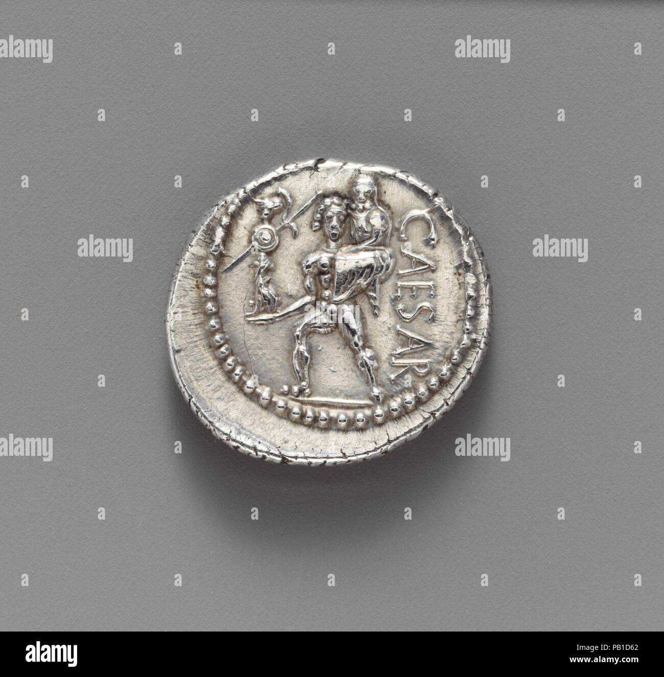 Silber denar von Julius Caesar. Kultur: Roman. Maße: Gesamt: 3/4 x 1/8 ...