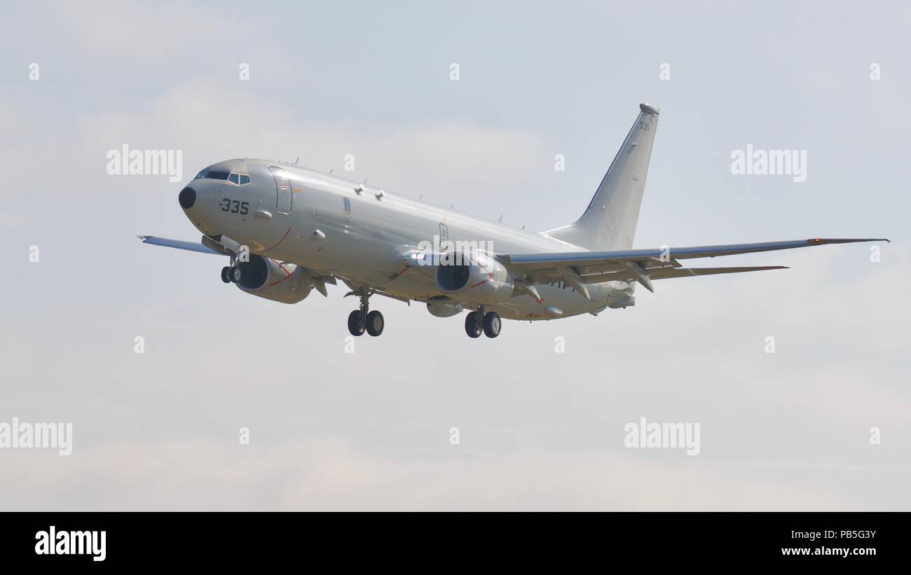 Boeing 737 flugzeugzelle -Fotos und -Bildmaterial in hoher Auflösung ...