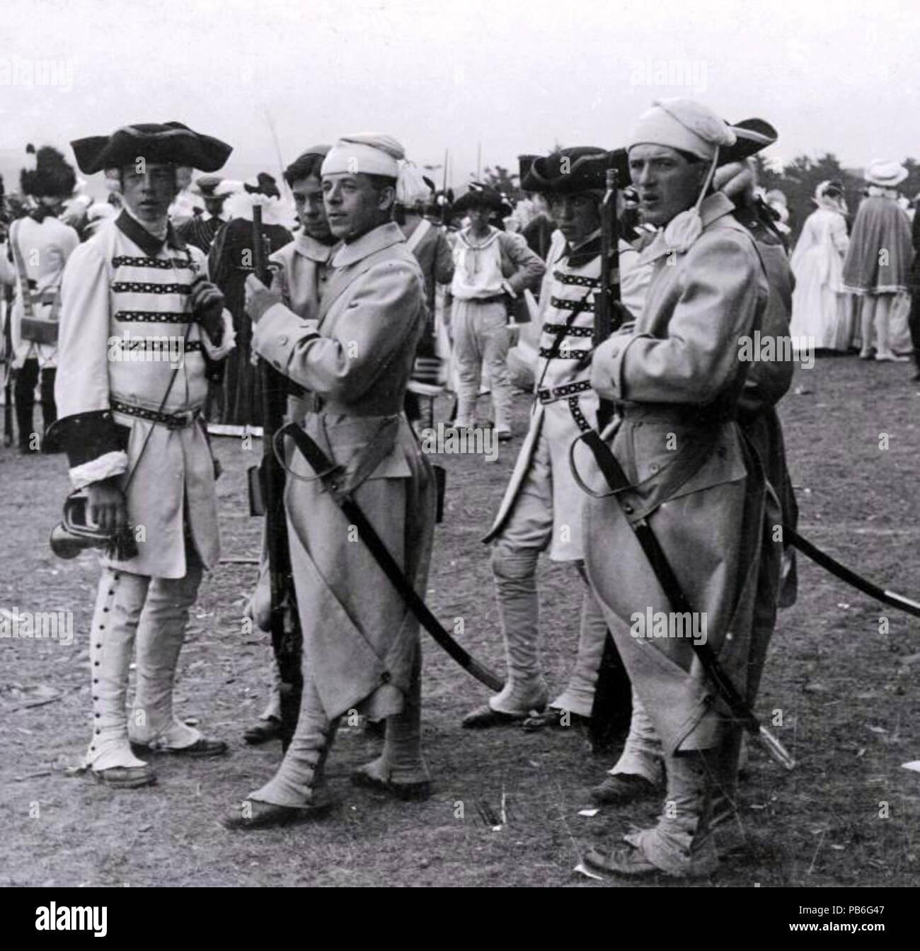 Milice francaise -Fotos und -Bildmaterial in hoher Auflösung – Alamy