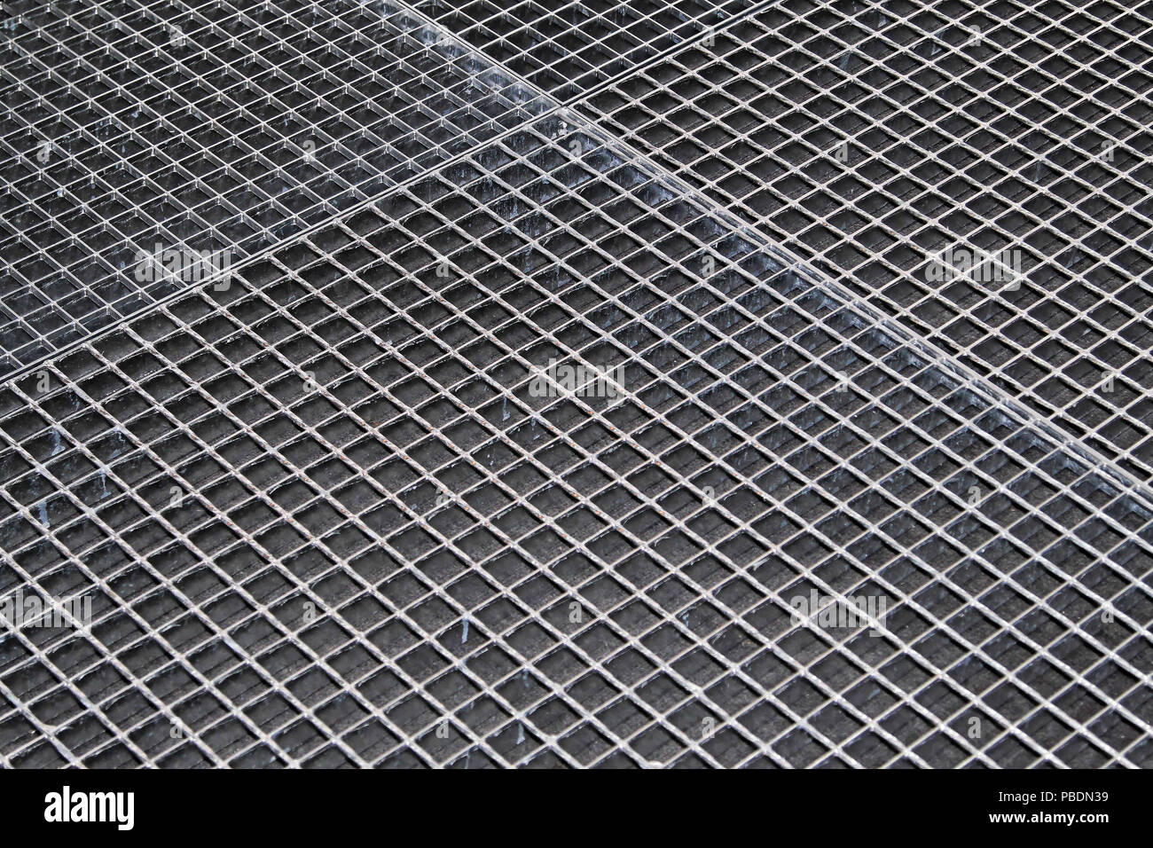 Floor Grating Stockfotos und -bilder Kaufen - Alamy