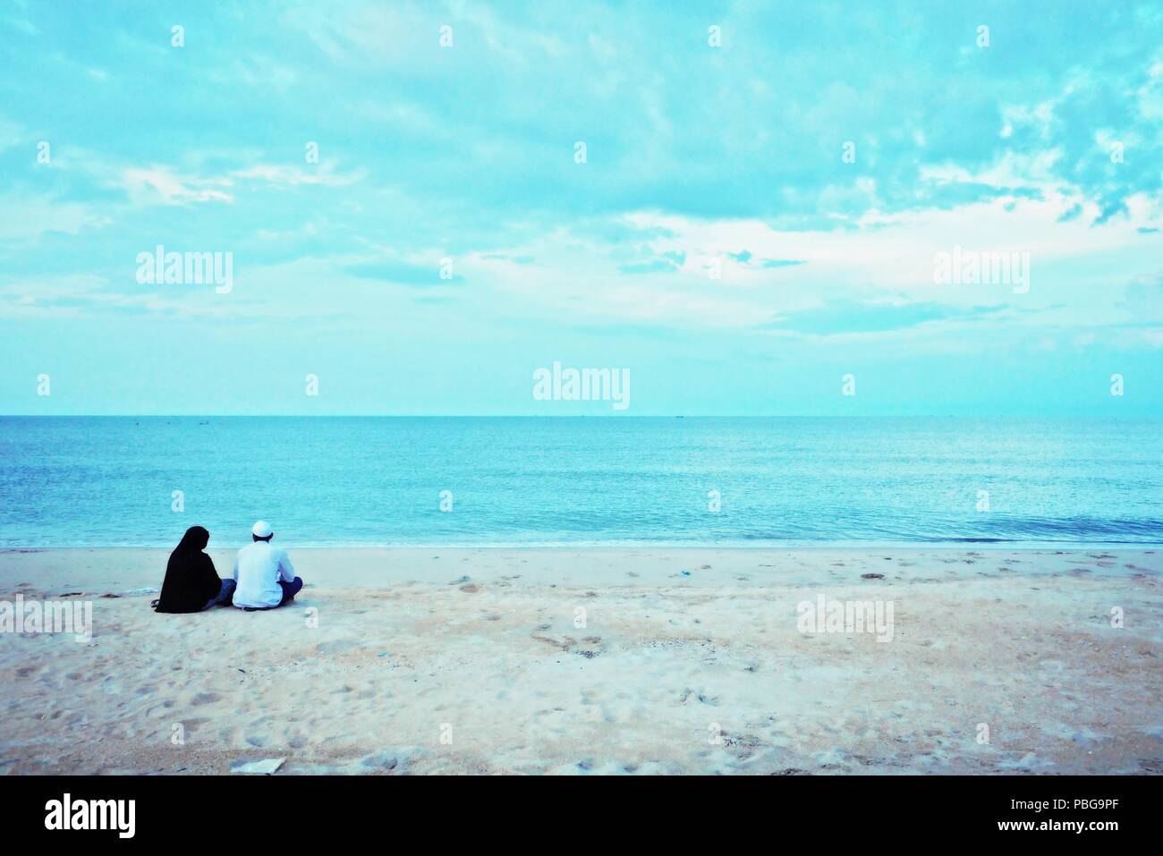 Zusammen am strand -Fotos und -Bildmaterial in hoher Auflösung – Alamy