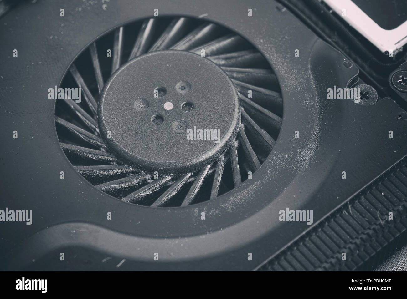 Pc lüfter schmutzig -Fotos und -Bildmaterial in hoher Auflösung – Alamy