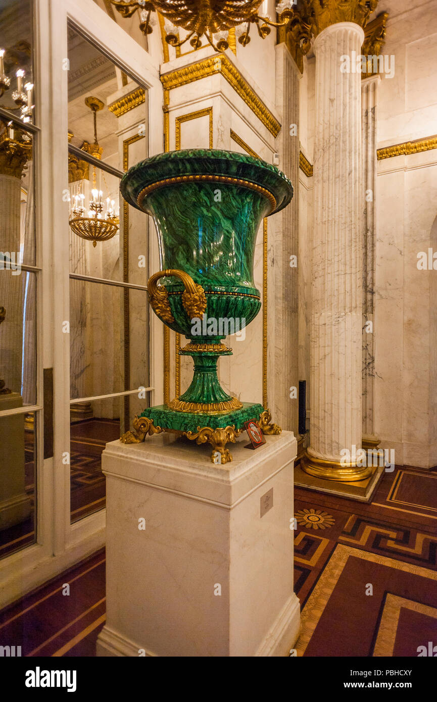 Sankt Petersburg, Russland - Feb 24, 2015: Hallen der Eremitage, ein ...