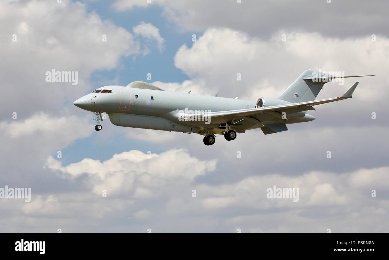 Bombardier sentinel r1 -Fotos und -Bildmaterial in hoher Auflösung – Alamy