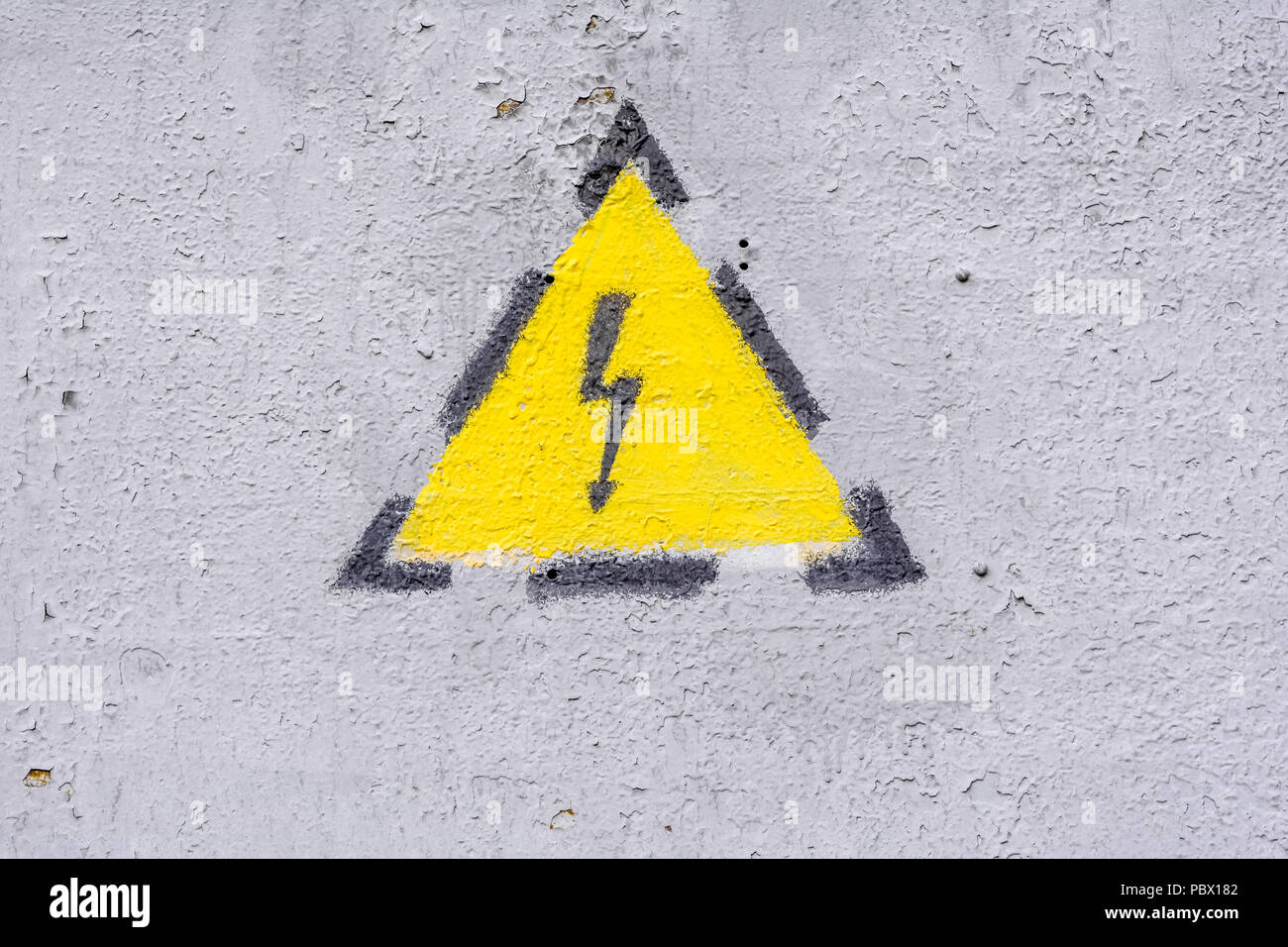 High Voltage Warning Sign Stockfotos & High Voltage Warning Sign Bilder ...