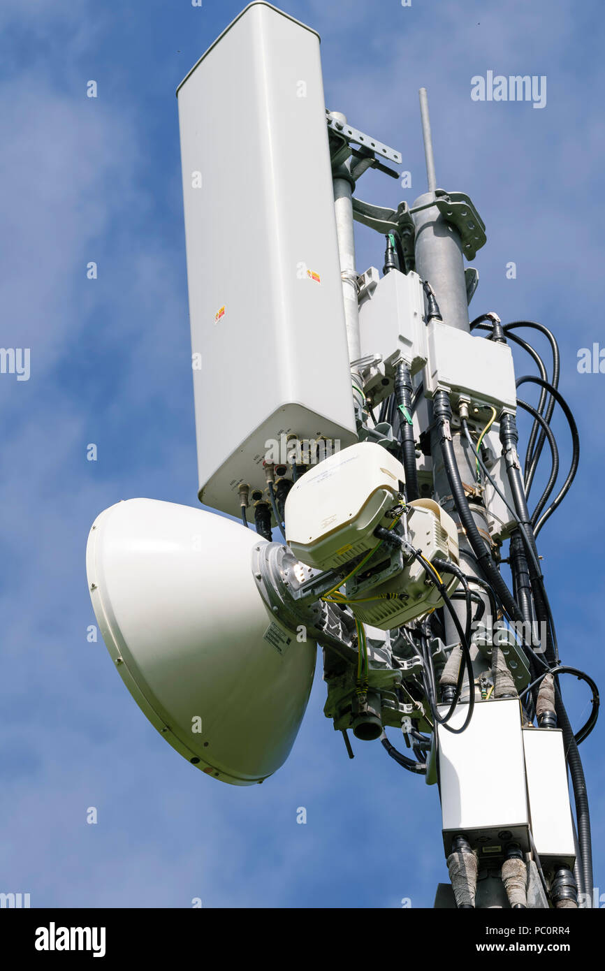 Mobile mast basisstation -Fotos und -Bildmaterial in hoher Auflösung ...