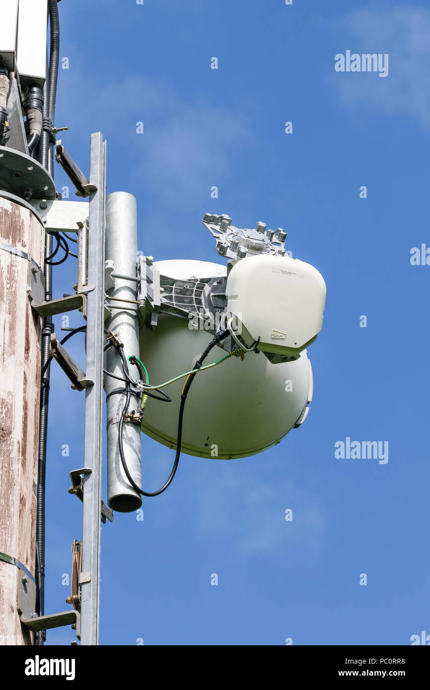 Mobilfunk mast basisstation -Fotos und -Bildmaterial in hoher Auflösung ...