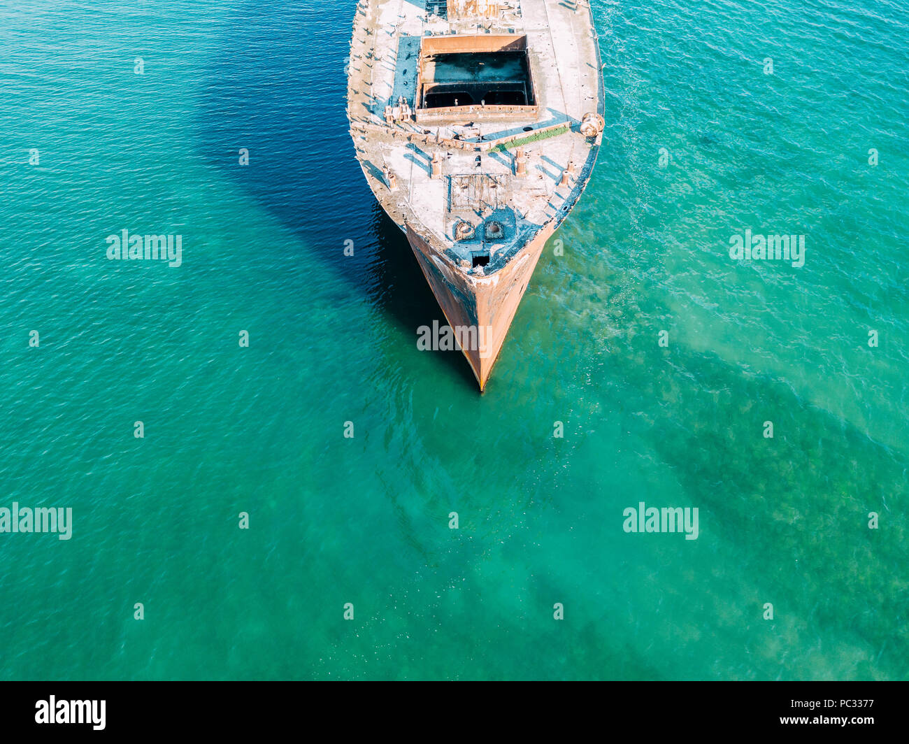 Luftbild des schiffswracks -Fotos und -Bildmaterial in hoher Auflösung – Alamy