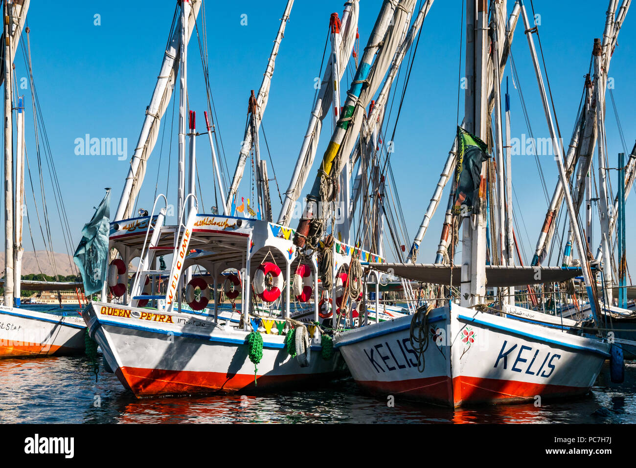 Nil luxor ägypten boote -Fotos und -Bildmaterial in hoher Auflösung – Alamy