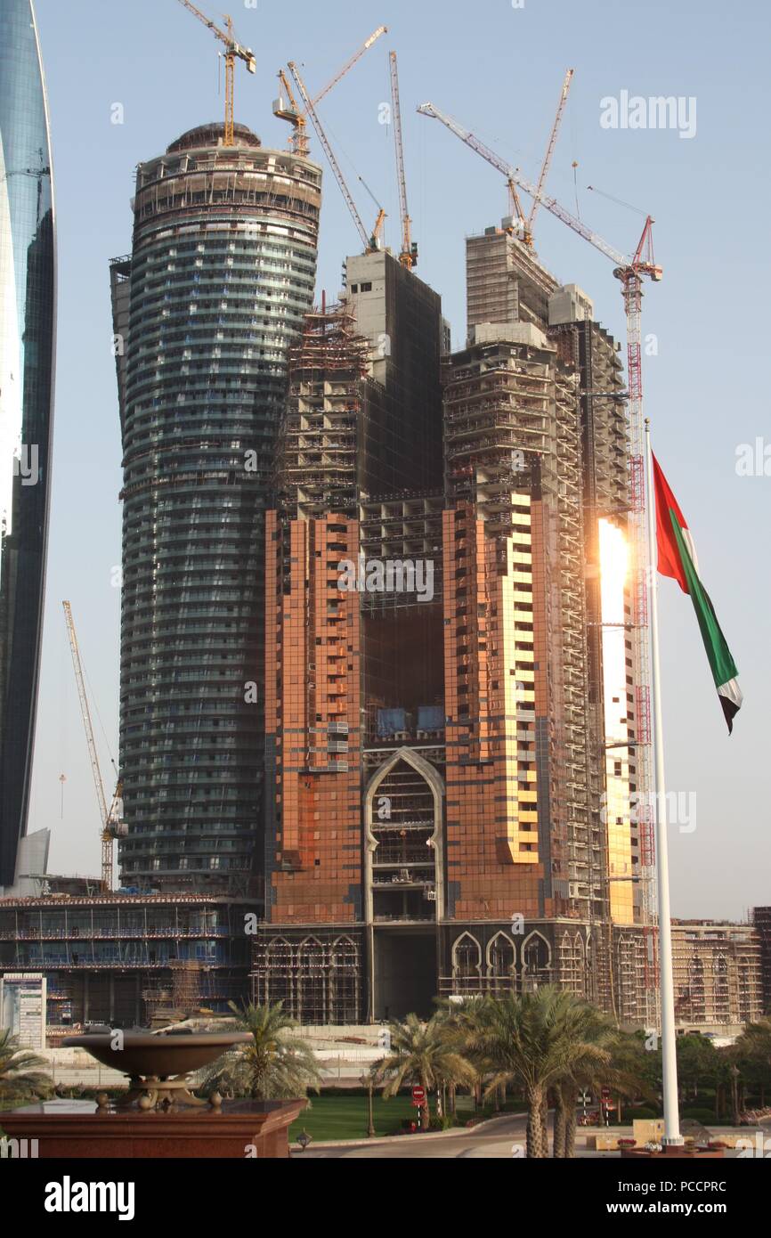 Abu dhabi construction -Fotos und -Bildmaterial in hoher Auflösung – Alamy