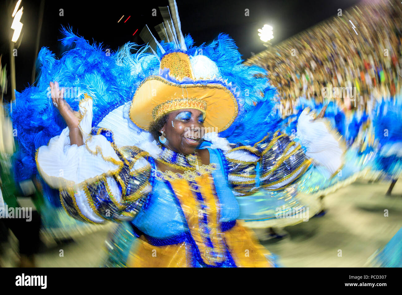 Carneval rio sambadrome -Fotos und -Bildmaterial in hoher Auflösung – Alamy