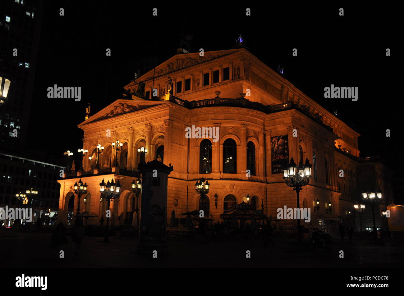 Alte oper altes opernhaus -Fotos und -Bildmaterial in hoher Auflösung ...