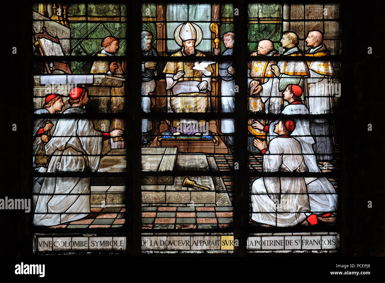 Heilige taube erscheint -Fotos und -Bildmaterial in hoher Auflösung – Alamy