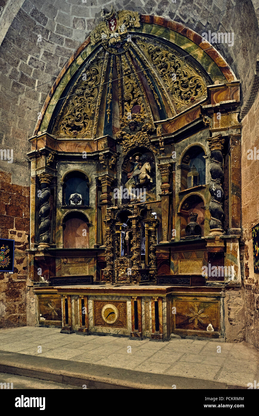 Mittelalterliches altarbild -Fotos und -Bildmaterial in hoher Auflösung – Alamy