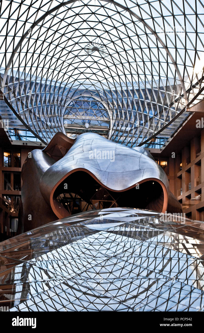 Frank o gehry architekt geb 1929 -Fotos und -Bildmaterial in hoher ...