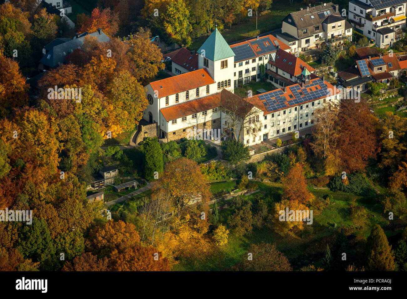 Karmeliterkloster auf der klippe -Fotos und -Bildmaterial in hoher Auflösung – Alamy