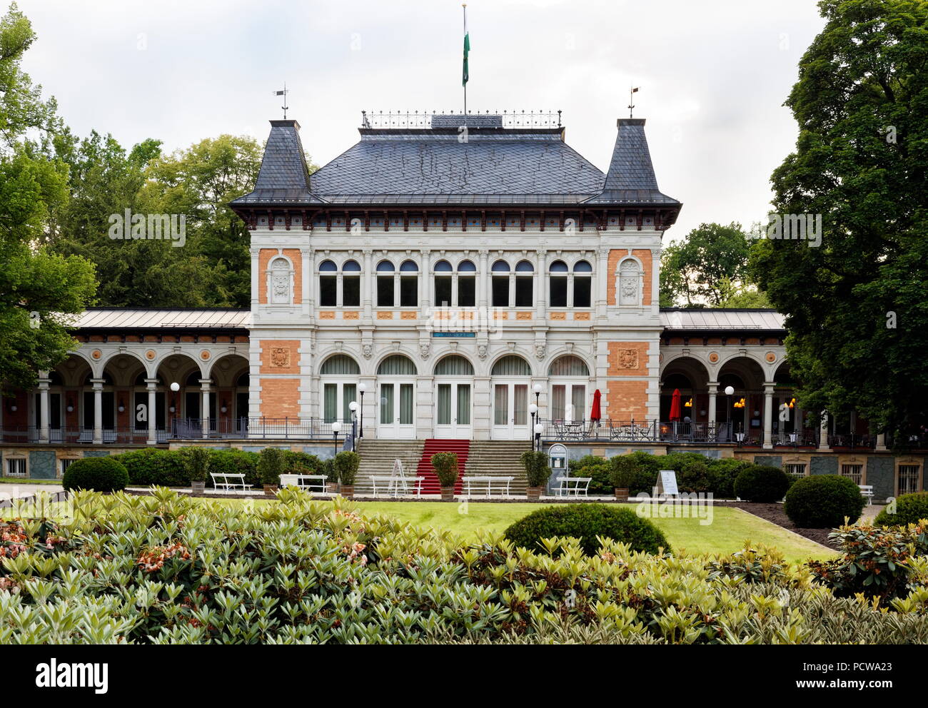 Bad elster -Fotos und -Bildmaterial in hoher Auflösung – Alamy
