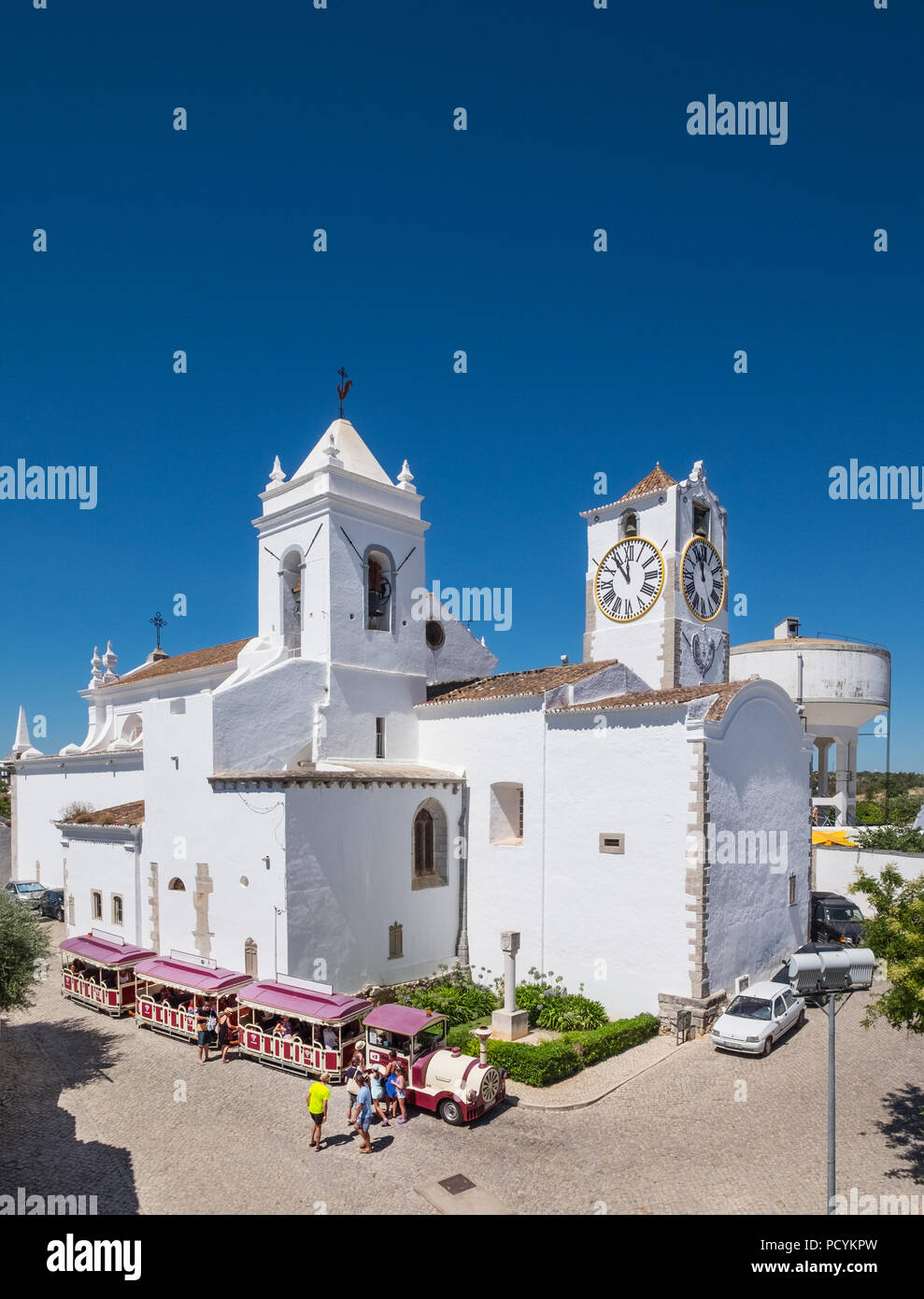 Tavira st marys kirche -Fotos und -Bildmaterial in hoher Auflösung – Alamy