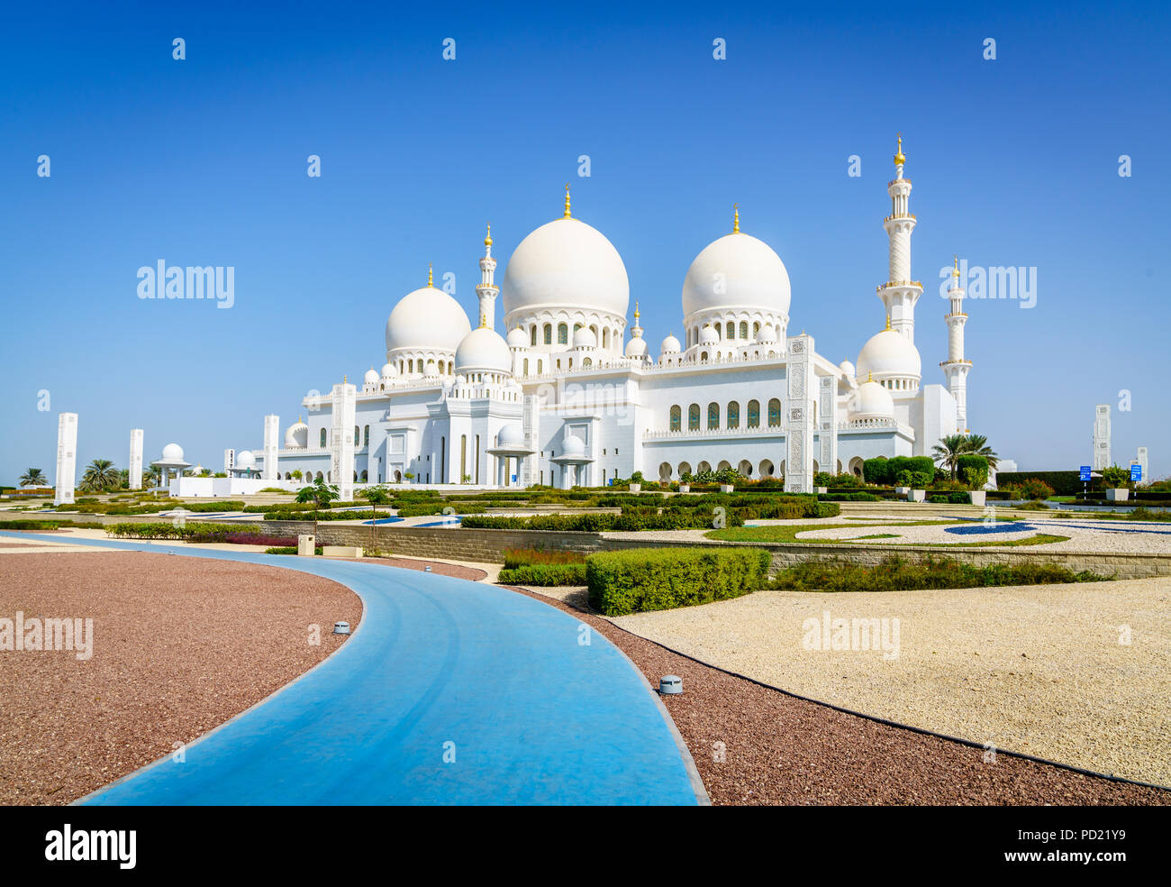 Sheikh zayed grand mosque -Fotos und -Bildmaterial in hoher Auflösung ...
