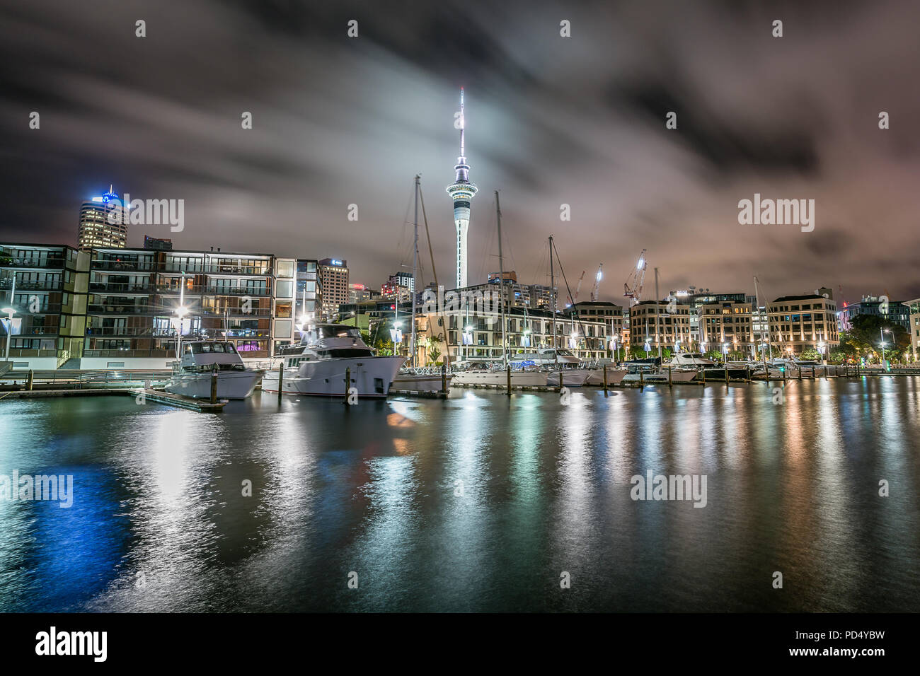 Auckland harbour abend -Fotos und -Bildmaterial in hoher Auflösung – Alamy