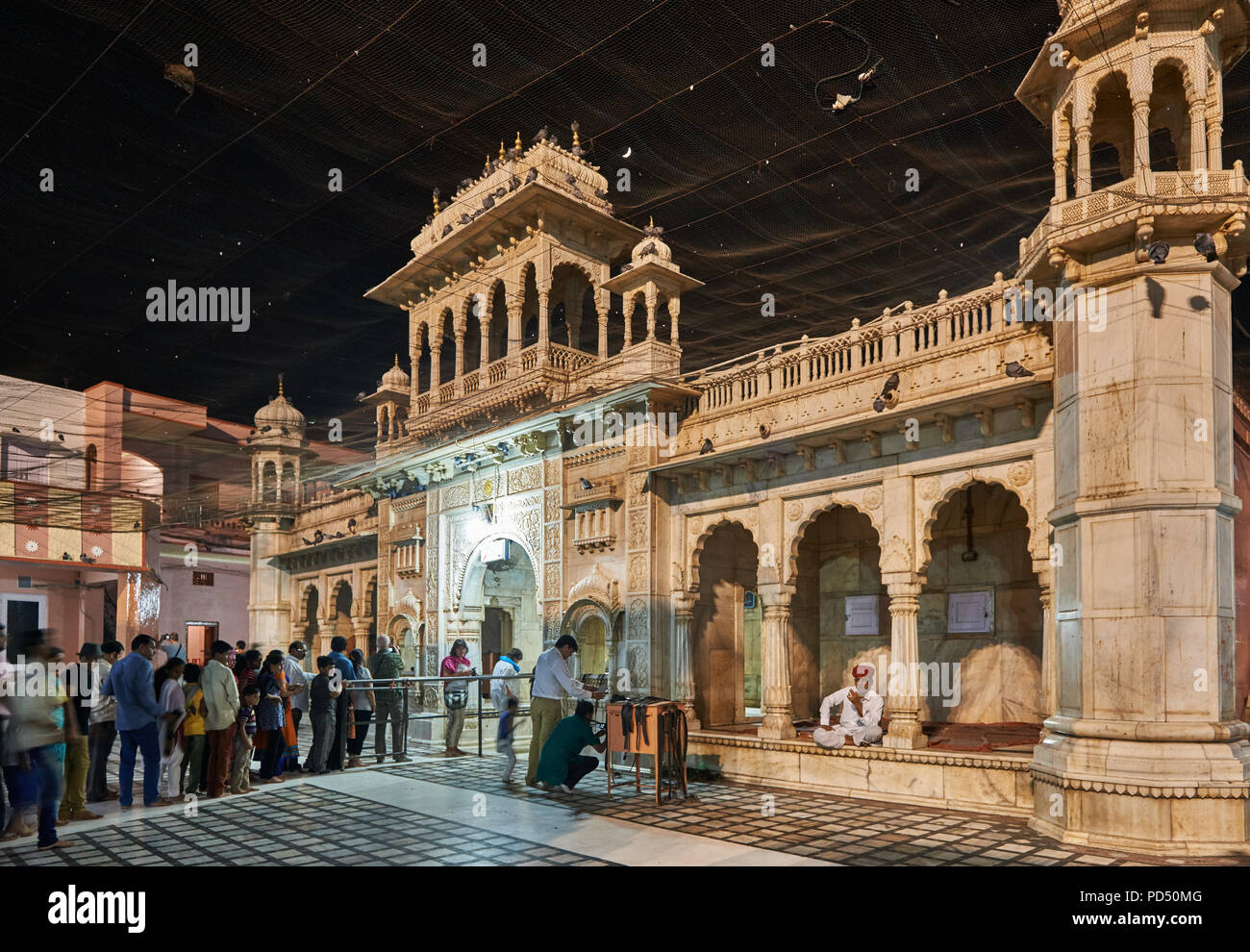 Karni mata tempel -Fotos und -Bildmaterial in hoher Auflösung – Alamy