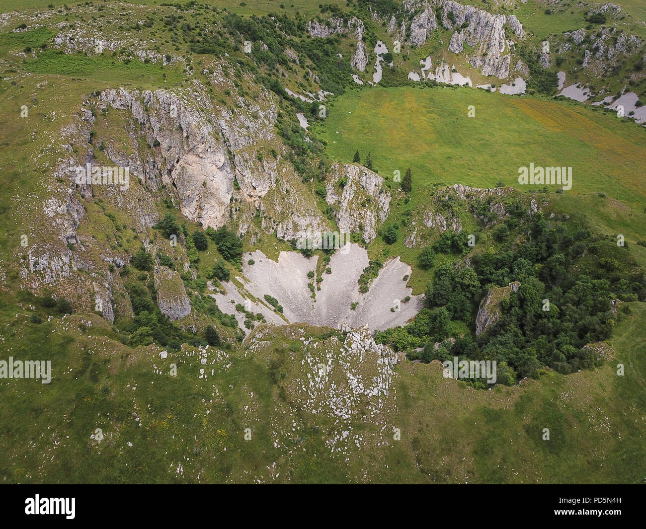 Urusne vrtace -Fotos und -Bildmaterial in hoher Auflösung – Alamy