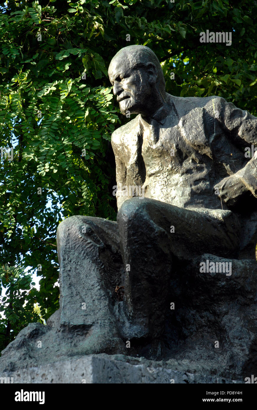 Statue Von Sigmund Freud Stockfotos und -bilder Kaufen - Alamy